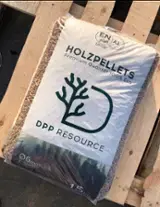 Stock de a1 Pin - Bois Rouge granulés bois en sacs de 15kg 23.1-250 ...